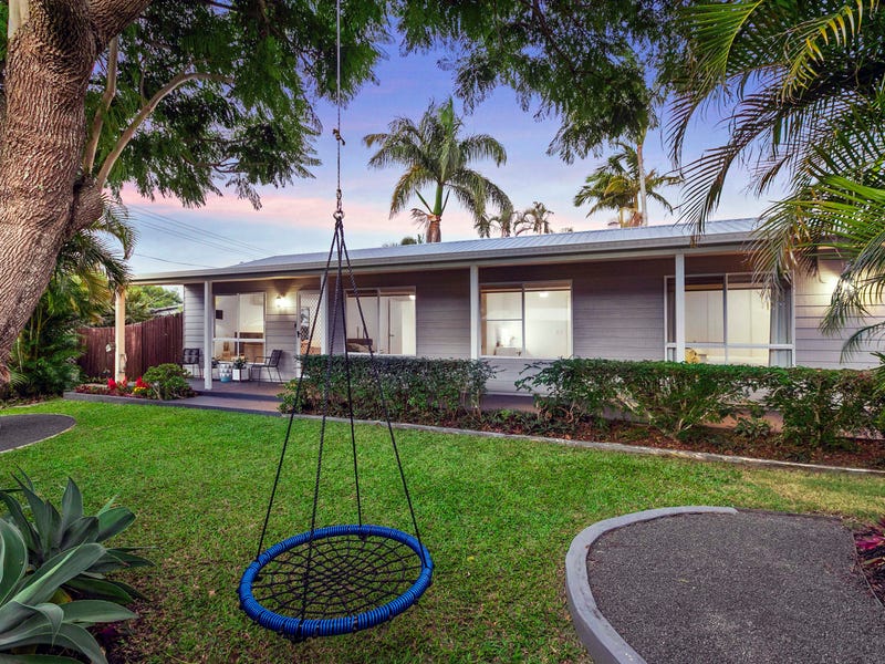 38 Fairway Drive, Urraween, Qld 4655 - Property Details