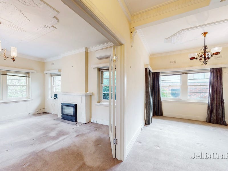 2/25 Canberra Road, Toorak, VIC 3142 - realestate.com.au