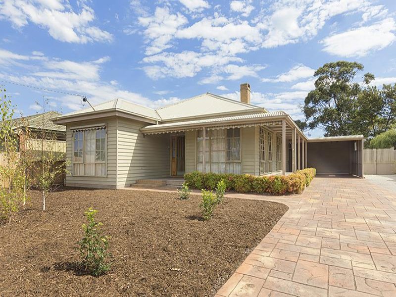 2 Munro Avenue, Edithvale, Vic 3196 - Property Details