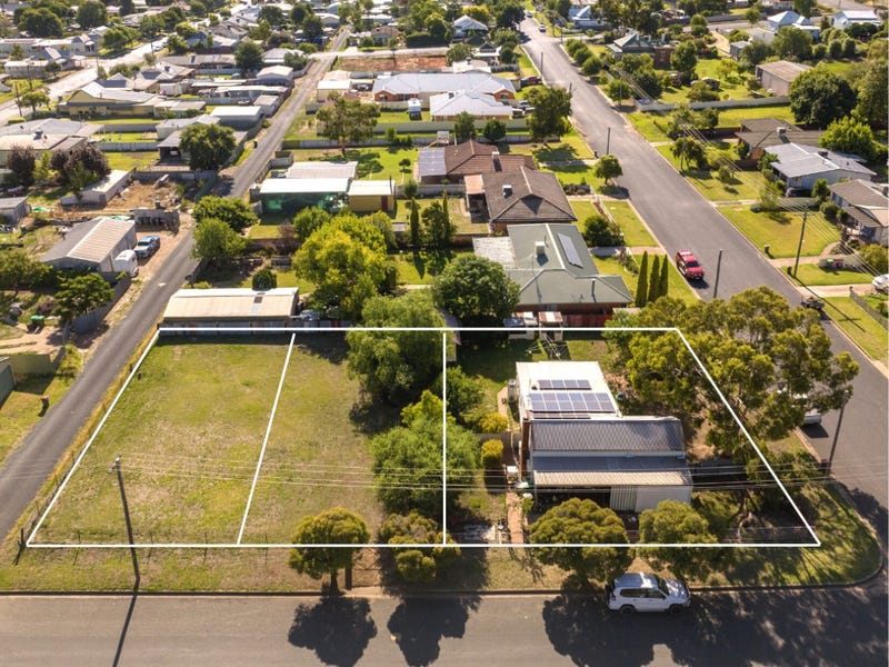 12 Illabo Road, Junee, NSW 2663 - Property Details