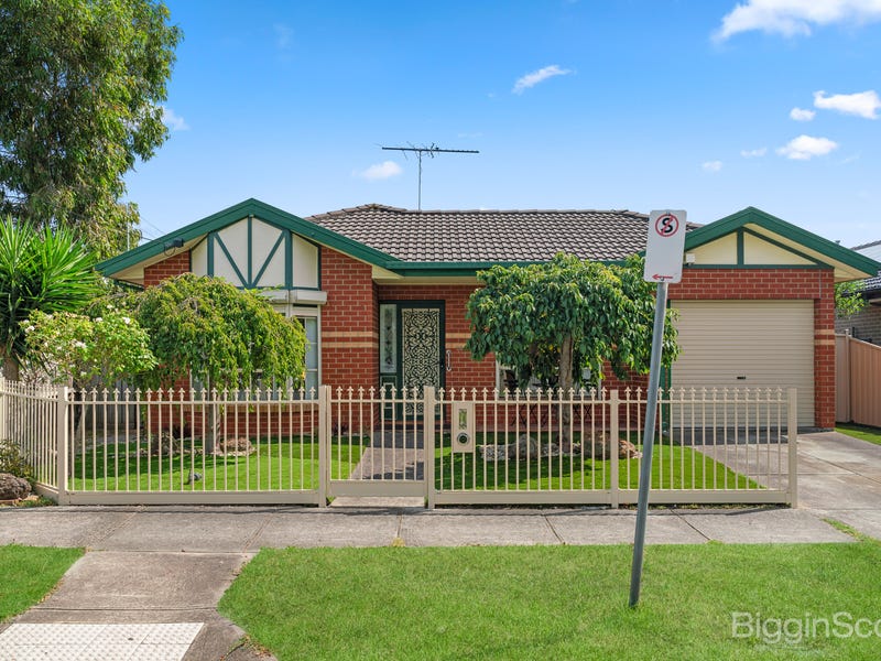32 Macedon Street, Maribyrnong, Vic 3032 - Property Details