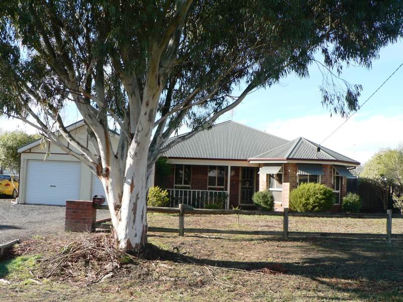 12 Rose Boulevard, Lancefield, Vic 3435 - Property Details