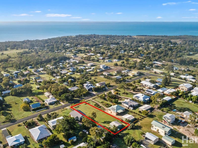 17 Blue Water Road, Booral, QLD 4655 - realestate.com.au