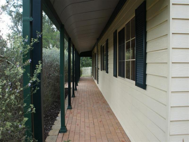 32 D'Arbon Avenue, Singleton, NSW 2330 - Property Details