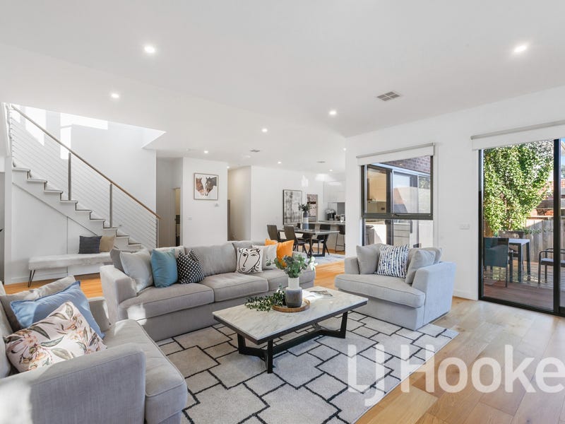 6 Carool Road, Ashburton, Vic 3147 - Property Details