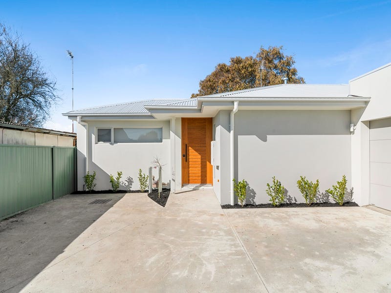 24A Grammar Street, Wendouree, VIC 3355 - realestate.com.au