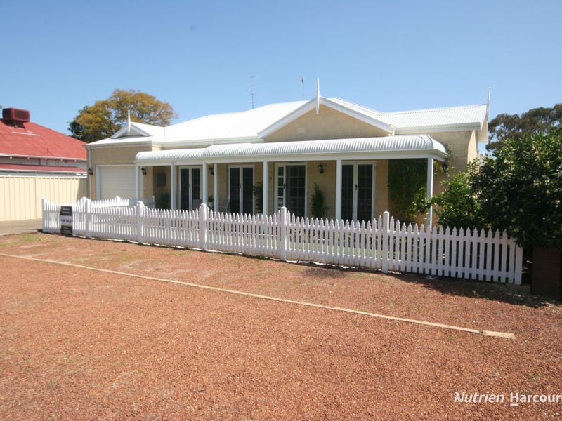 12 Cody Street, Northam, WA 6401 - realestate.com.au