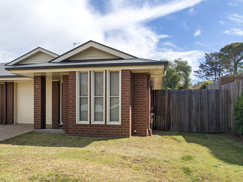 2/187 Ramsay Street, Centenary Heights, QLD 4350 - realestate.com.au