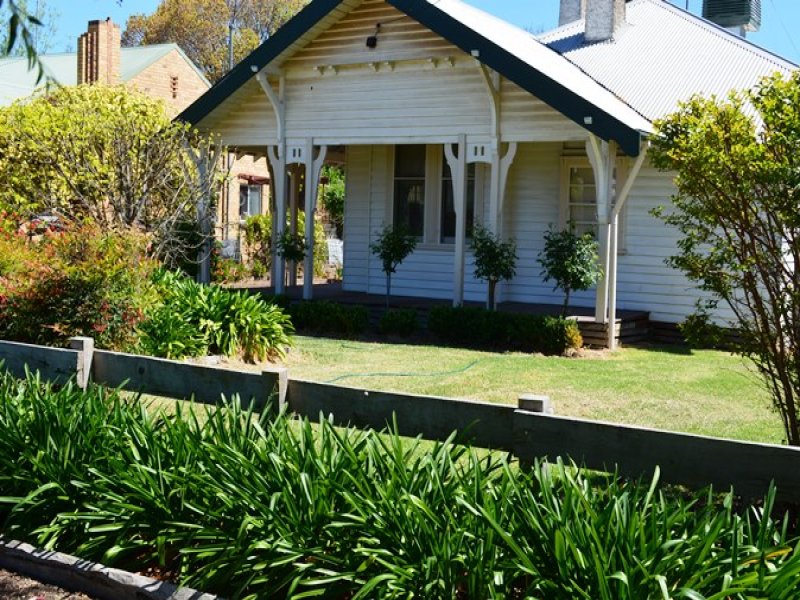 96 Victoria Street, Kerang, VIC 3579 - realestate.com.au