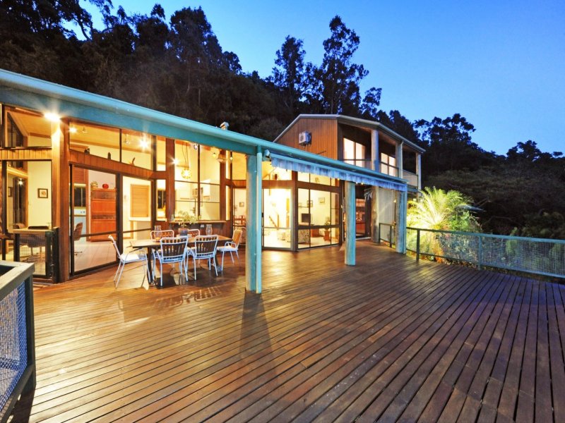 237 Paluma Rd, Cannonvale, Qld 4802 - Property Details