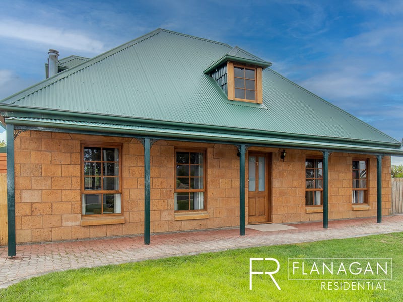 7 Banksia Grove, Perth, TAS 7300 - realestate.com.au