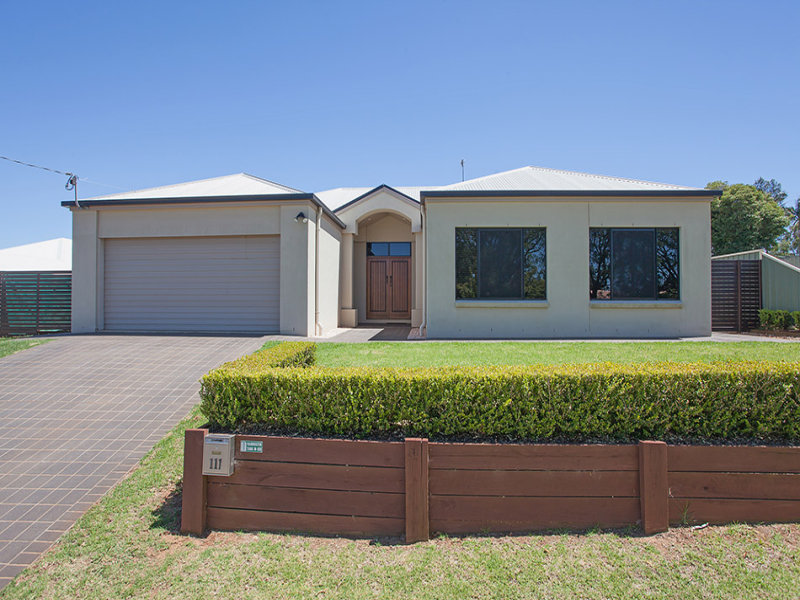 111 Nelson Street, Middle Ridge, QLD 4350 - realestate.com.au