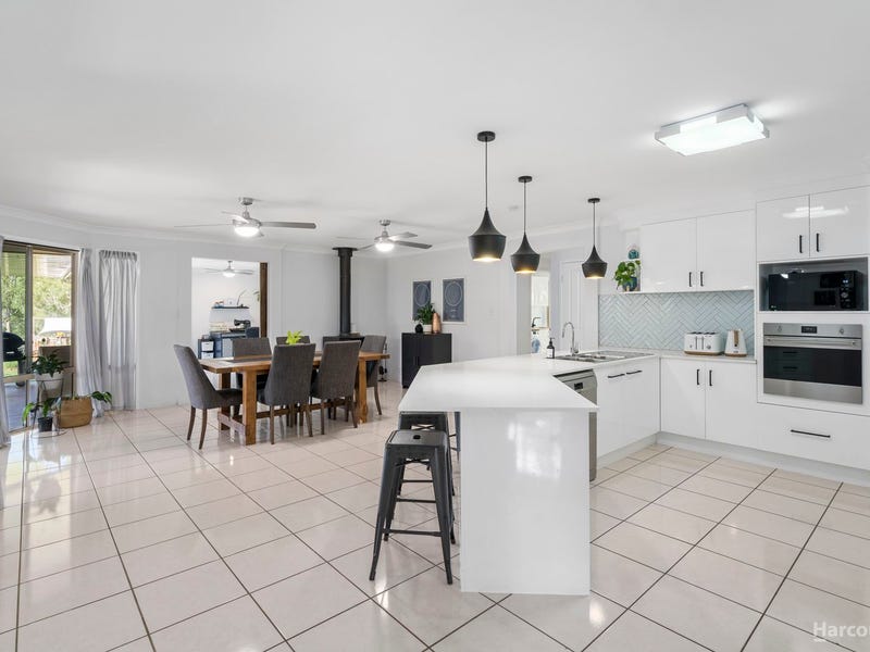 9-11 Carrigan Way, Gleneagle, Qld 4285 - Property Details