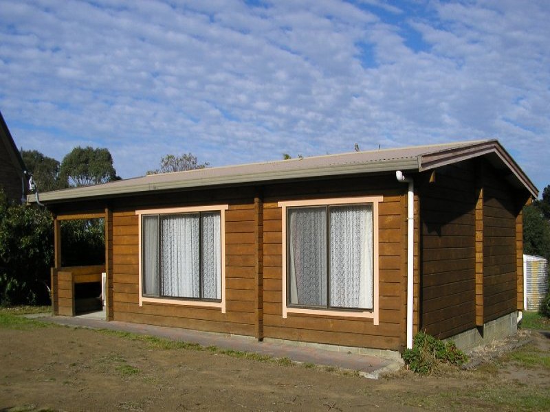 4 LOOP STREET, Carlton, Tas 7173 - Property Details