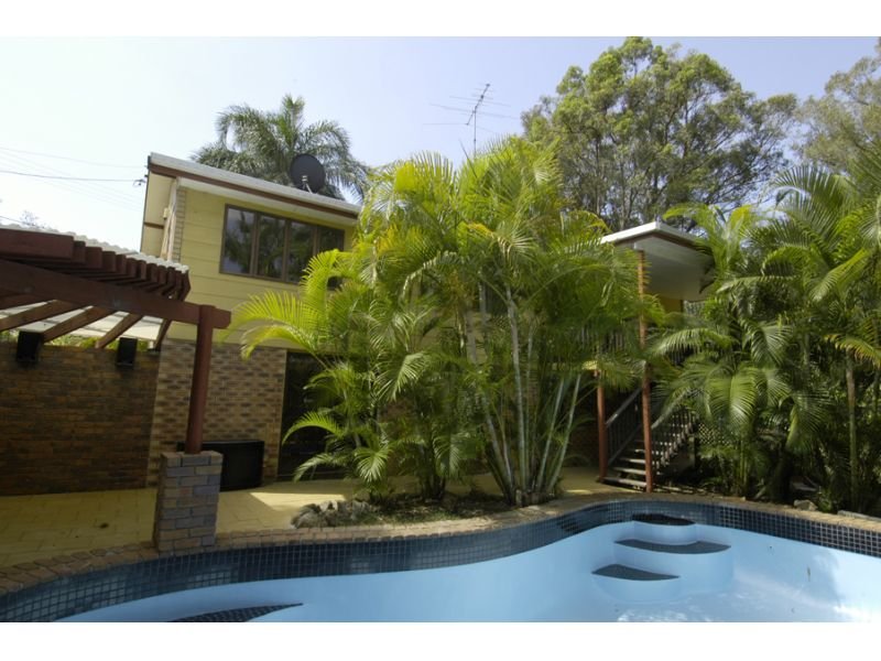 4 Keen Road, Molendinar, QLD 4214 - realestate.com.au