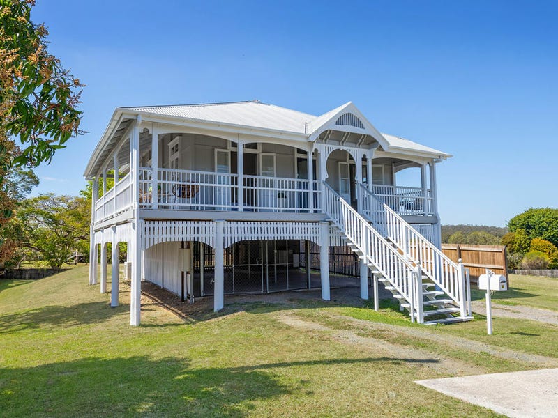 44 Thompson St, Silkstone, Qld 4304 - Property Details