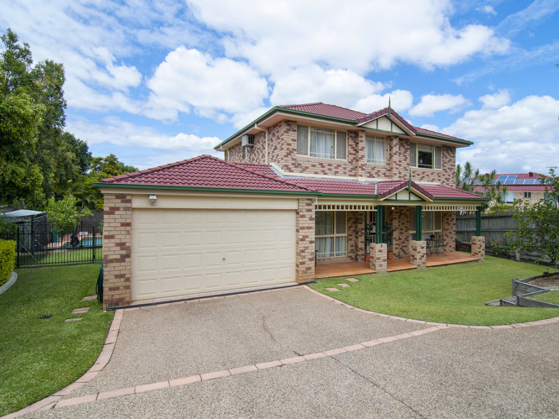 8 Darling Close, Calamvale, Qld 4116 - Property Details