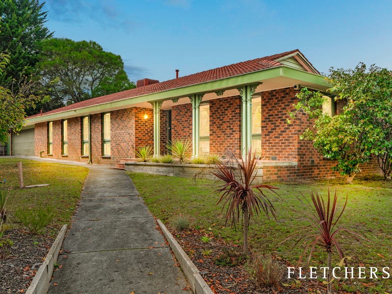 44 Bellara Drive, Mooroolbark, Vic 3138 - Property Details