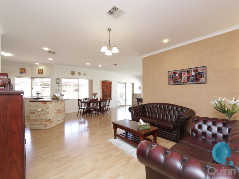 7 Jubaea Court, Canning Vale, WA 6155 - realestate.com.au