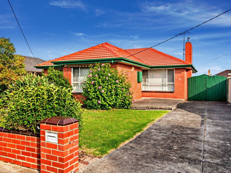 35 Angus Street, Hadfield, VIC 3046 - realestate.com.au