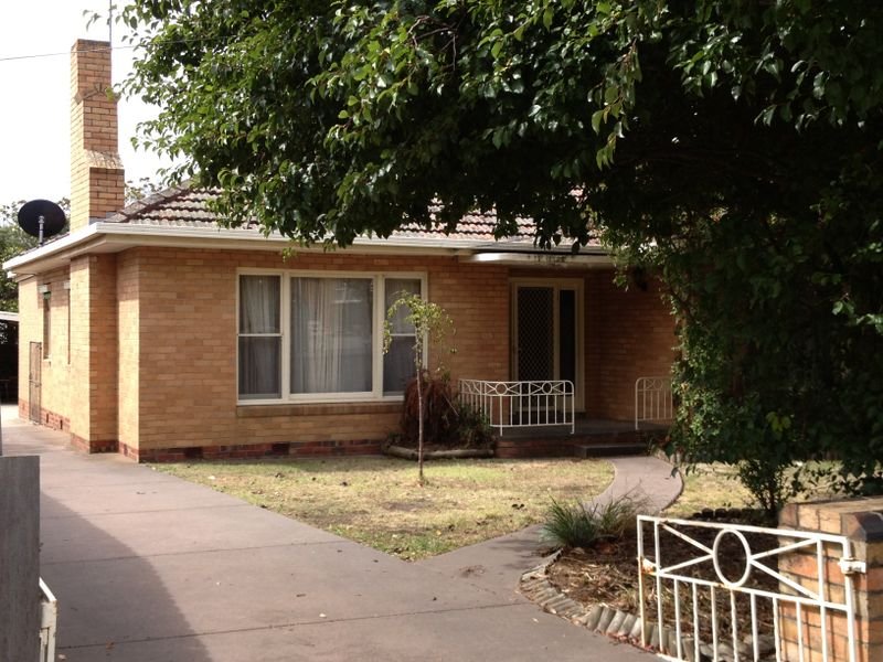 6 Toyne Avenue, Hamlyn Heights, VIC 3215 - realestate.com.au