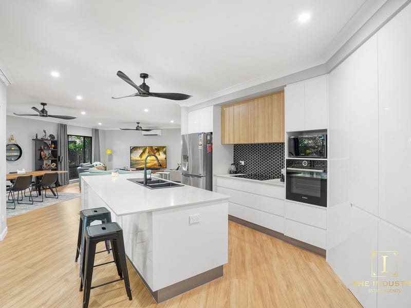 7 Kulgun Street, Caravonica, Qld 4878 - Property Details