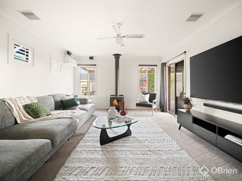 46 McGowan Drive, Skye, Vic 3977 - Property Details