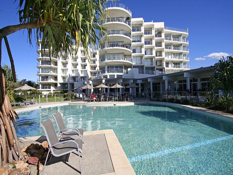 U1104/923 Surfair South Tower, David Low Way, Marcoola, Qld 4564 ...