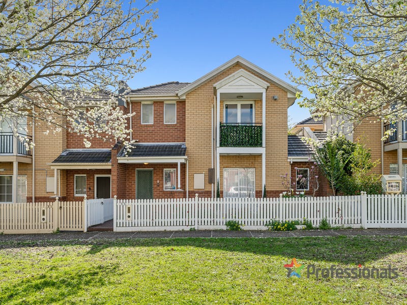 33 Village Way, Maribyrnong, Vic 3032 - Property Details