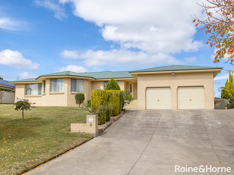 8 Maple Close, Kelso, NSW 2795 - Property Details