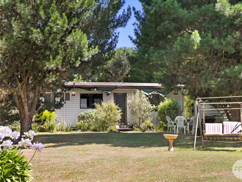 35 Spring Road, Corindhap, Vic 3352 - Property Details