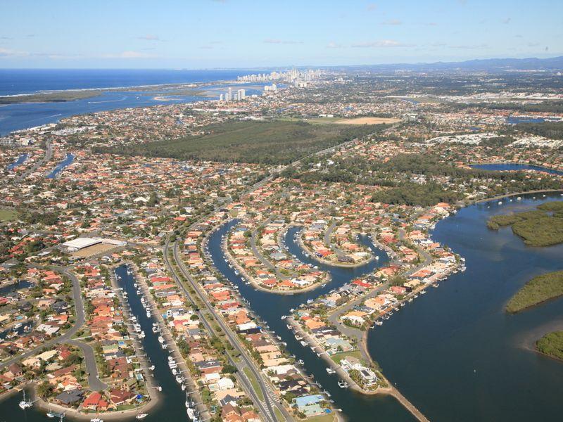 28 Allinga Street, Coombabah, Qld 4216 - Property Details