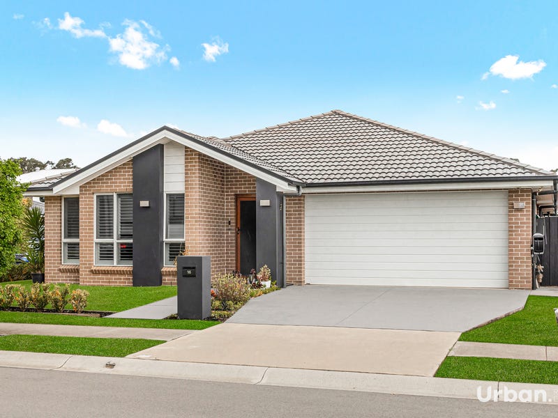 16 Woodburn Street, Colebee, NSW 2761 - Property Details