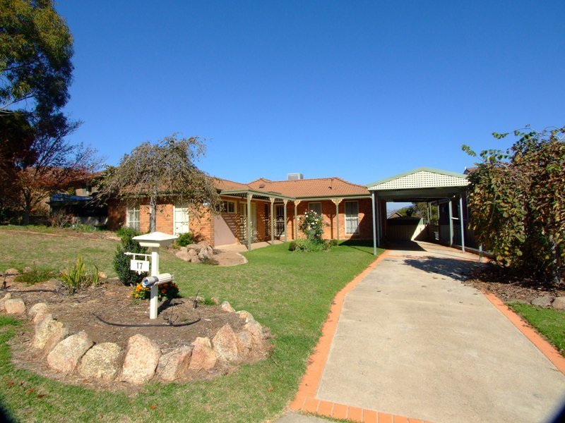 17 Western View Drive, West Albury, NSW 2640 - realestate.com.au