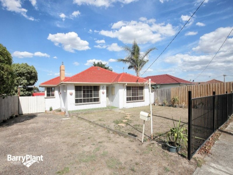 32 Hanson Road, Craigieburn, Vic 3064 - Property Details