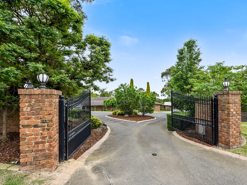 47 Robinson Road, Narre Warren North, VIC 3804 - realestate.com.au