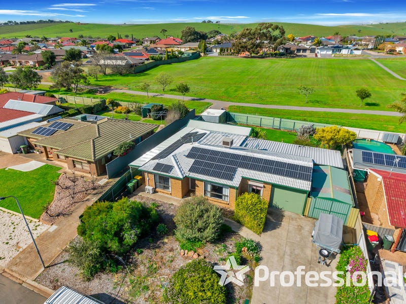 21 Megunya Cres, Craigmore, SA 5114 - realestate.com.au