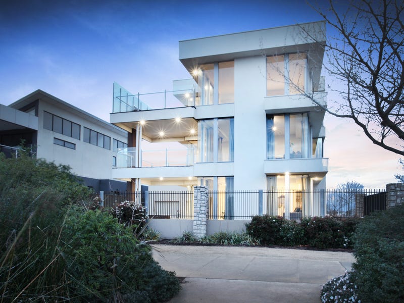 1 The Strand, Caroline Springs, VIC 3023 - realestate.com.au