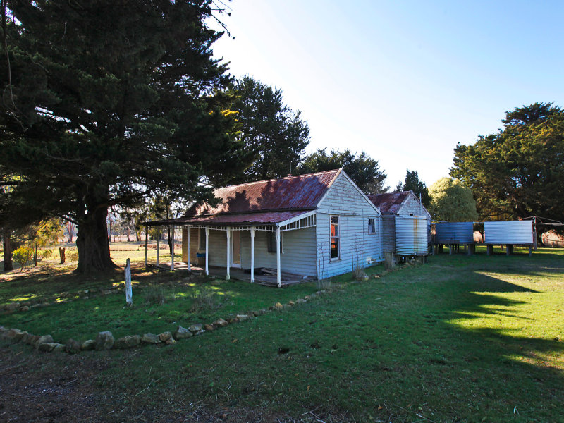 36 Saunders Road, Newham, Vic 3442 - Property Details