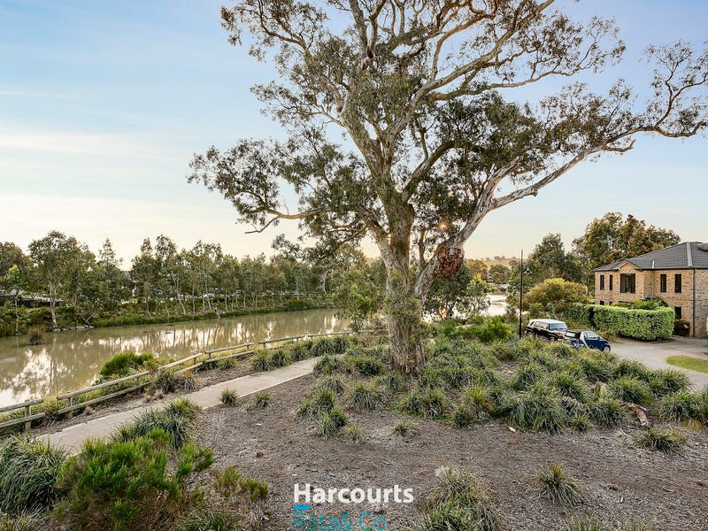 3 Glenample Place, Mernda, Vic 3754 - Property Details