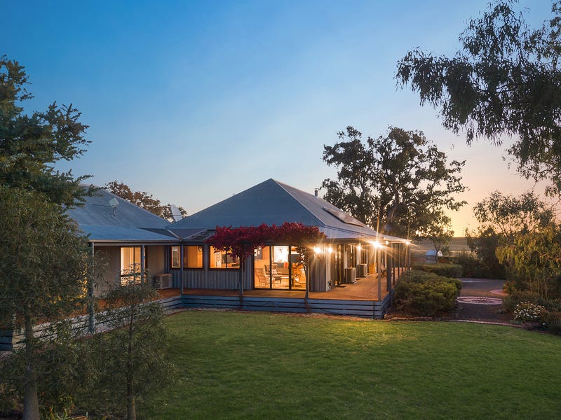 218 Barwite Road, Mansfield, VIC 3722 - realestate.com.au