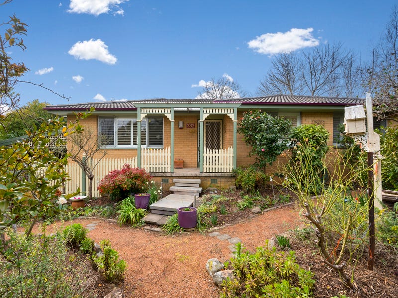 332 Southern Cross Drive, MacGregor, ACT 2615 - Property Details