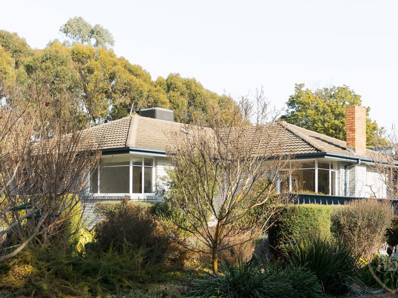 6 Peden Place, Watson, ACT 2602 - Property Details