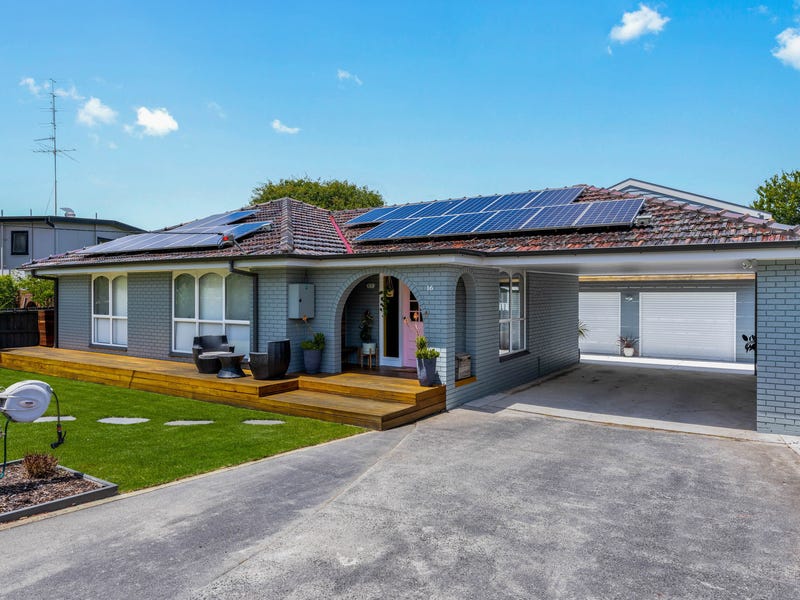 16 Bayview Avenue, Inverloch, Vic 3996 - Property Details
