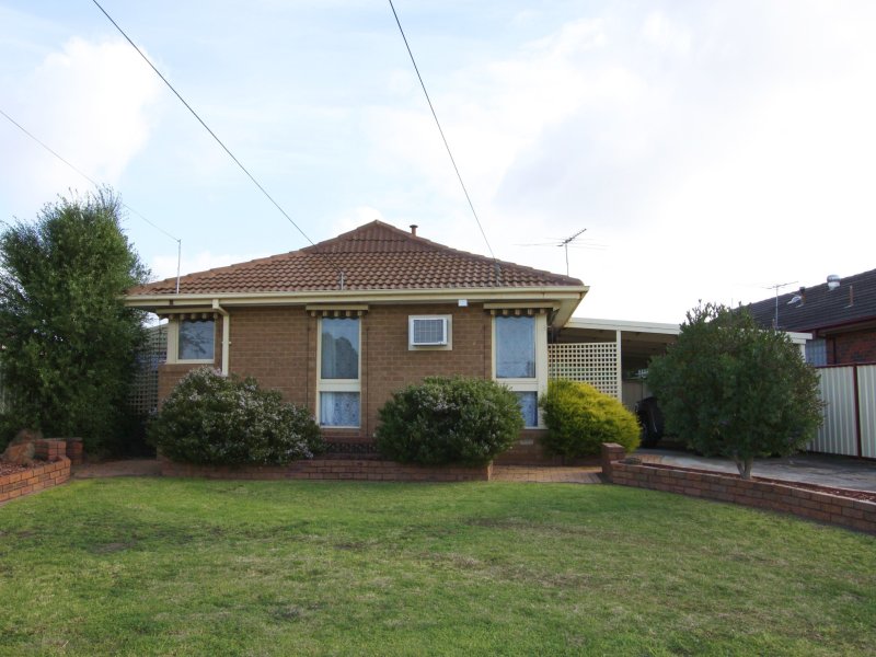 10 Downham Way, Wyndham Vale, VIC 3024 - realestate.com.au