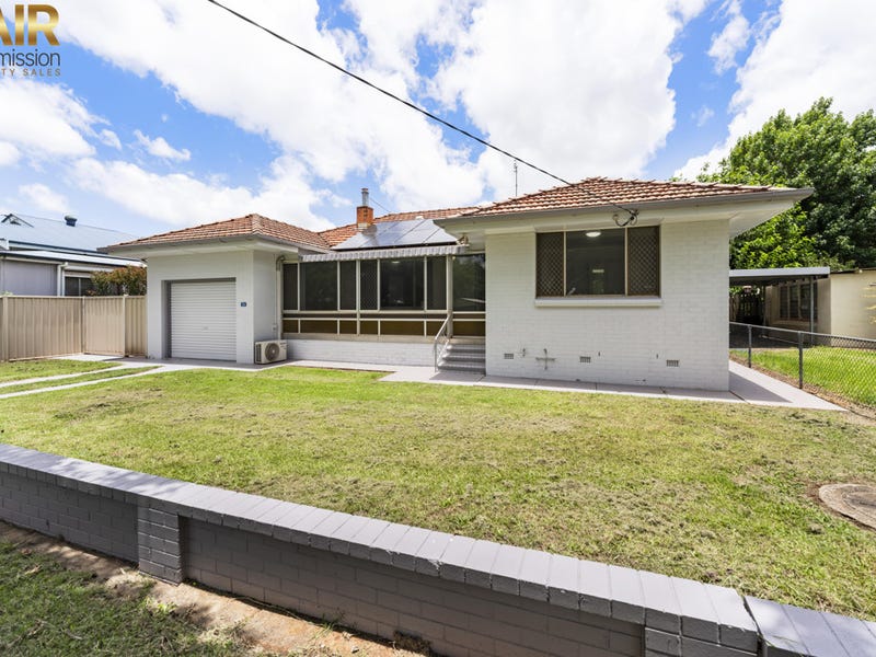 54 Wallace Street, Newtown, Qld 4350 - Property Details