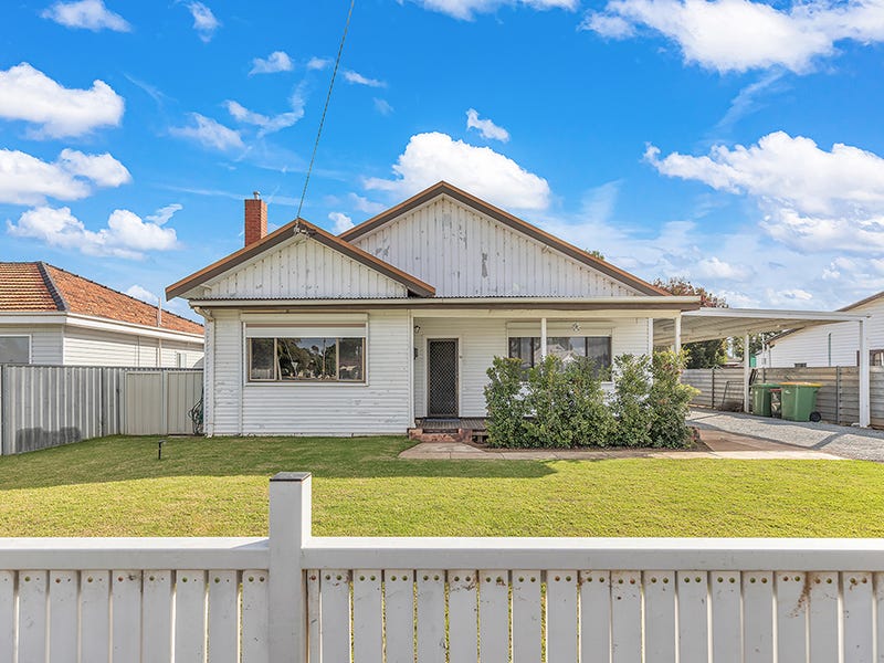 53 Henderson Road, Tongala, Vic 3621 - Property Details