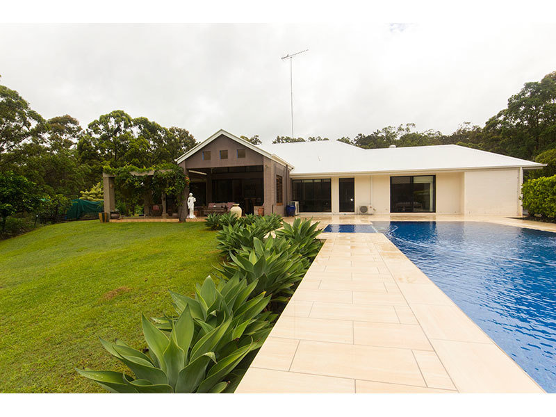 150 Country Cresent, Nerang, Qld 4211 - Property Details