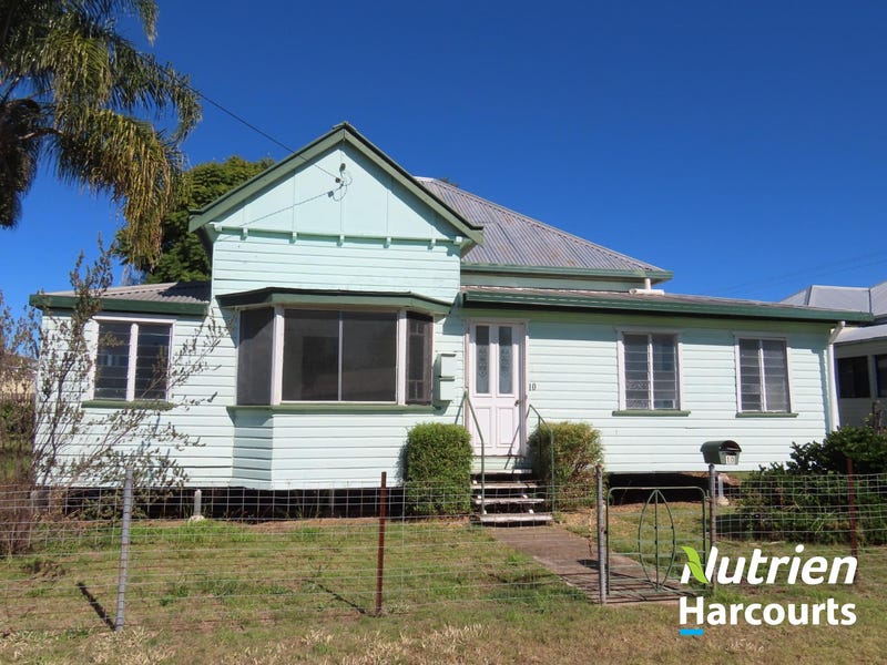 10 Bell Street, Chinchilla, Qld 4413 - Property Details