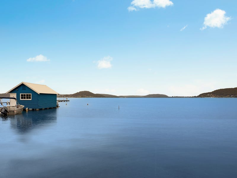 61 Victory Parade, Tascott, NSW 2250 - realestate.com.au